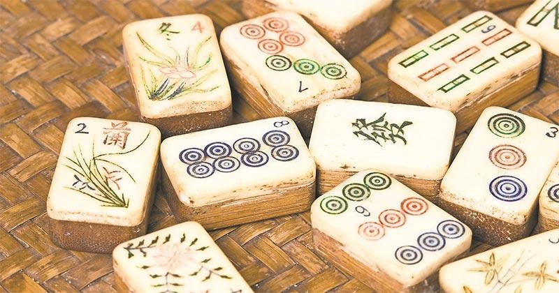 5 giochi da tavolo antichi che si giocano ancora oggi - Justnerd.it