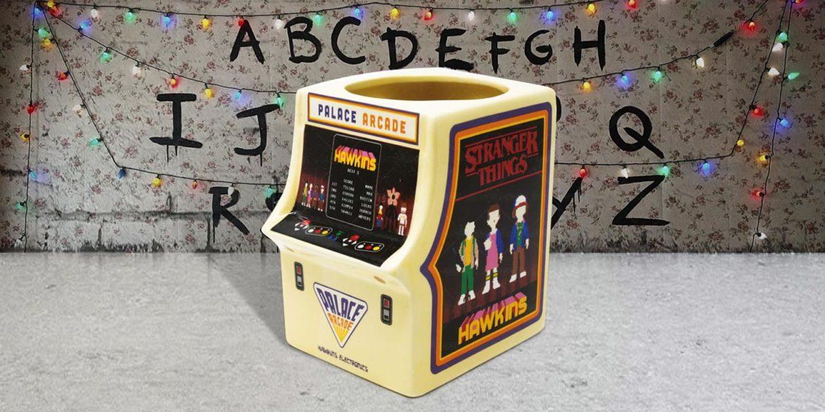 Stranger Things: in arrivo la tazza del Palace Arcade! - Justnerd.it